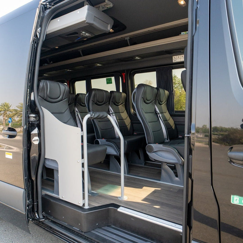 Elite Sprinter 19-Seater Van Dubai – Mercedes Chauffeur Service